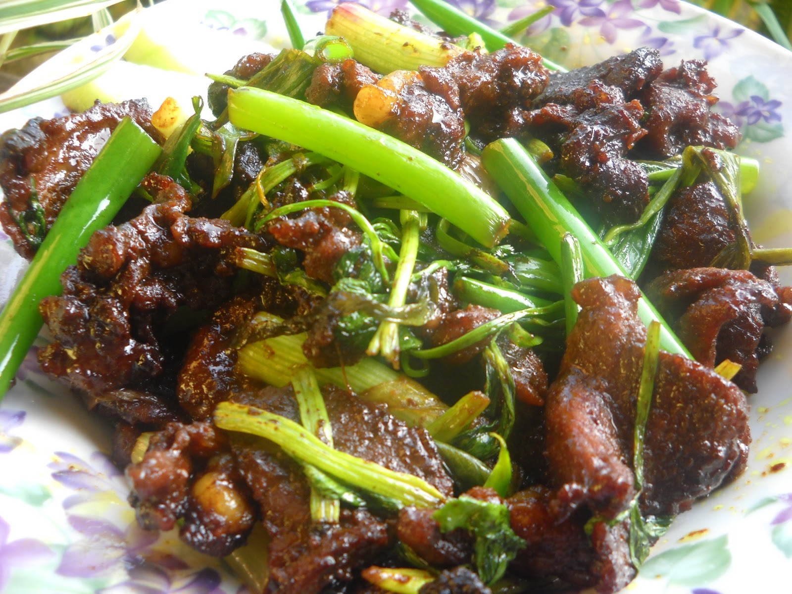 ..Cooking with soul.....: DAGING GORENG DAUN BAWANG