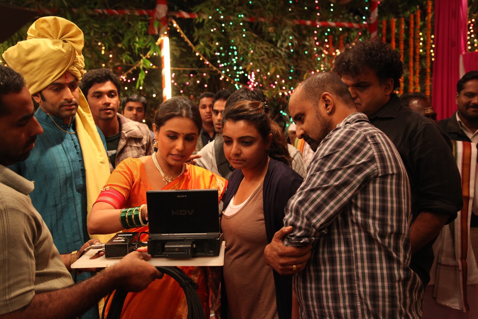 Aks: Movie Review: Aiyyaa