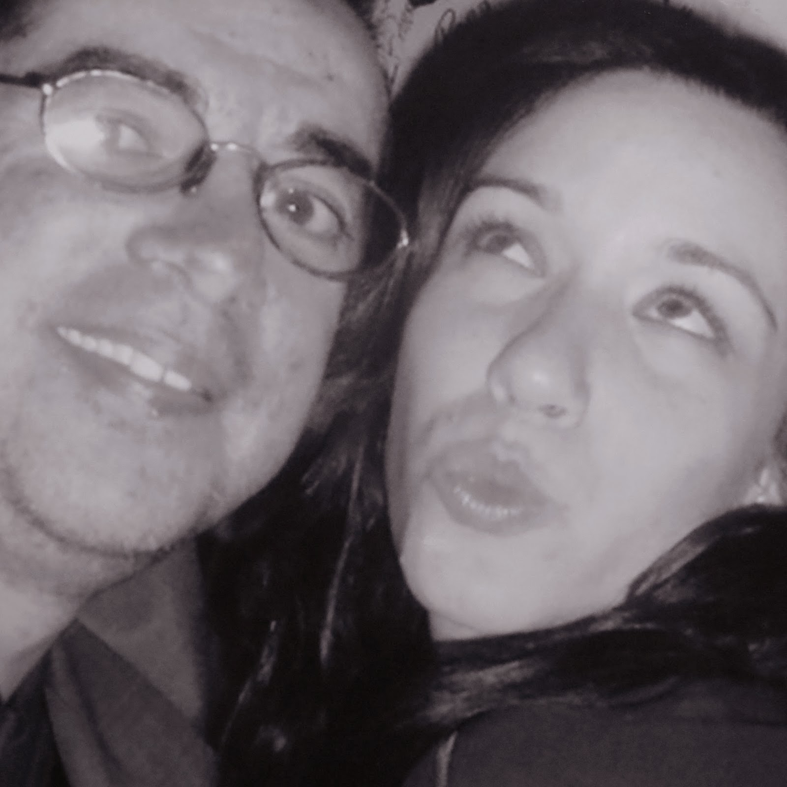 ZONA DE FAMOSOS: ANDREA CASTILLO EN ACTITUD