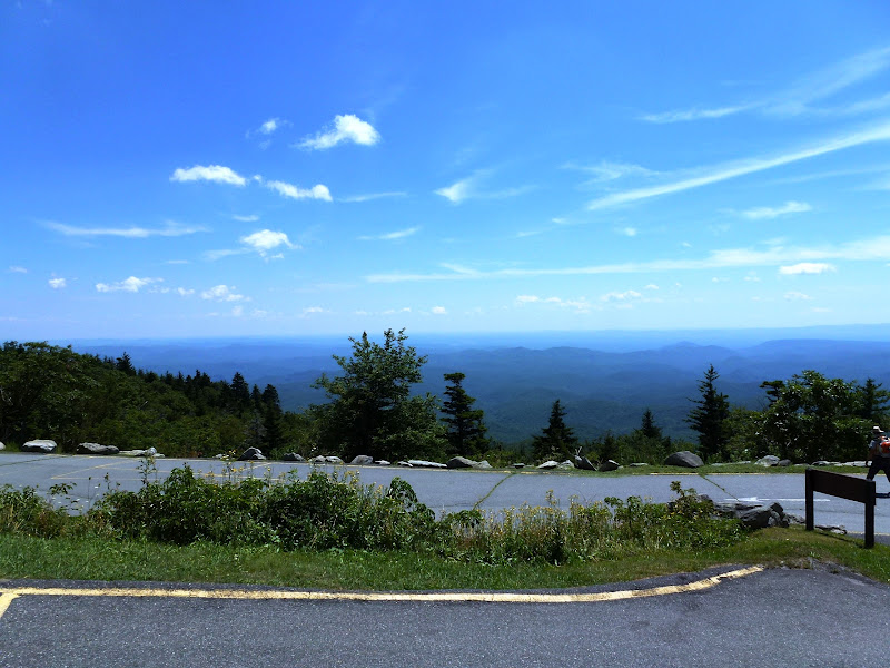 North Carolina Hikes: Grandfather Mountain Mile High Swinging Bridge