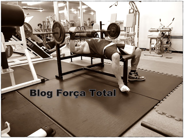 Força Total: Supino Reto - Saia da Rotina sem esquecer da SEGURANÇA