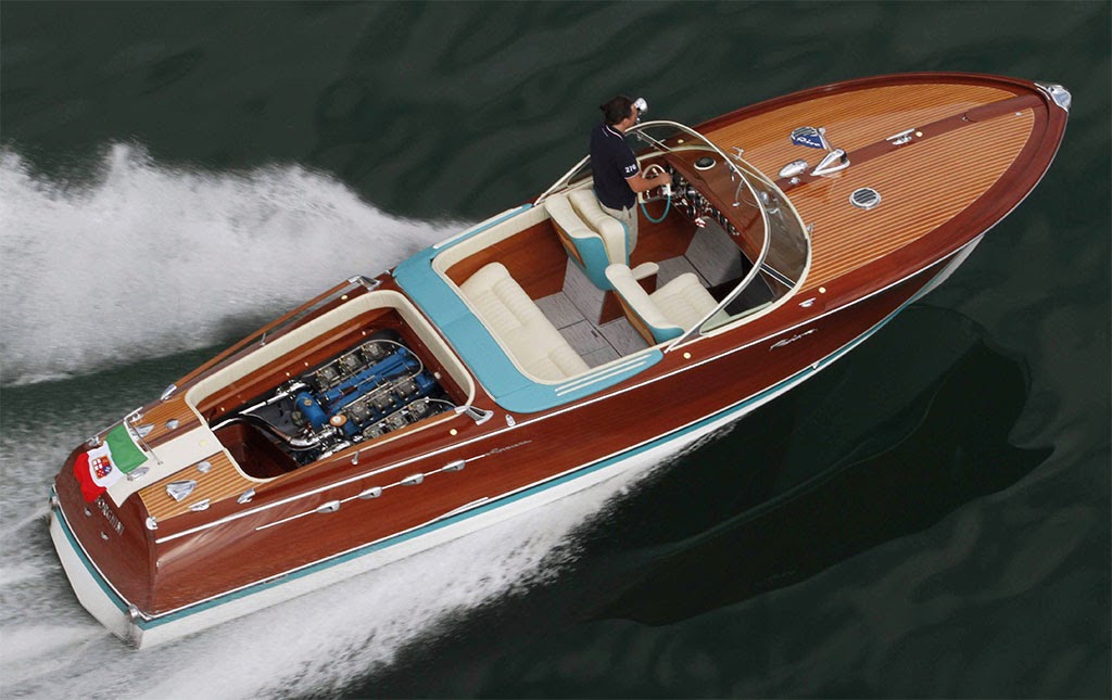 Passion For Luxury : Riva Aquarama Lamborghini Speedboat