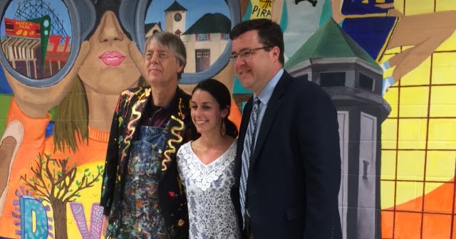 The Hull High School Blog: Hull High's Mural Officially Unveiled