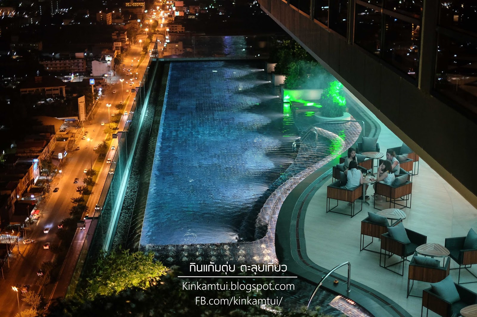 Holiday Inn & Suites Rayong City Centre สวยหรูไตล์โมเดิร์นคอนเทมโพรารี ...