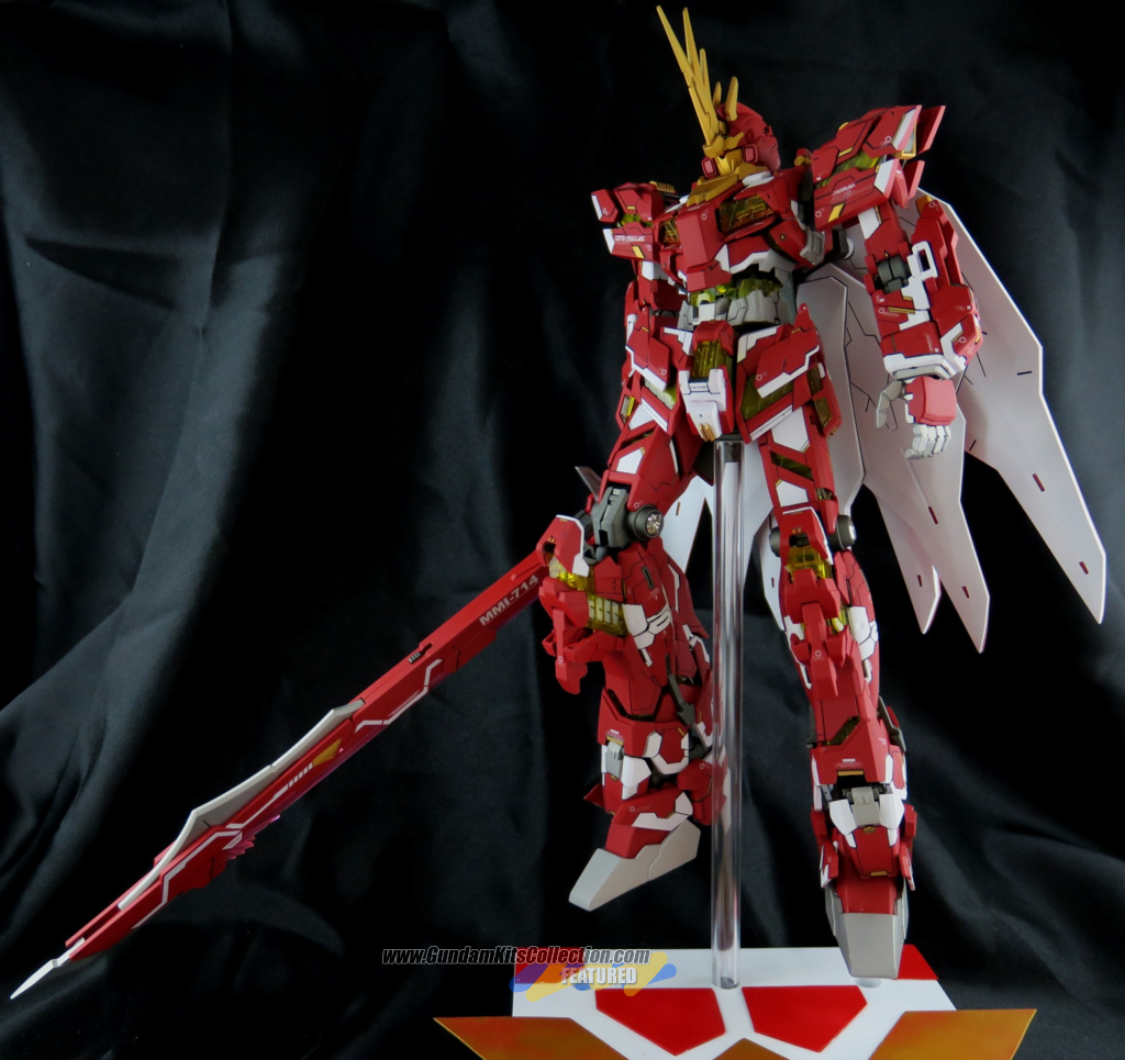 Custom Build: MG 1/100 Banshee "The Red Knight"