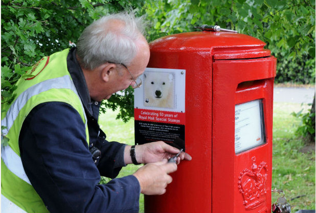 Norvic Philatelics Blog: Stamps to feature on 50 postboxes across the UK