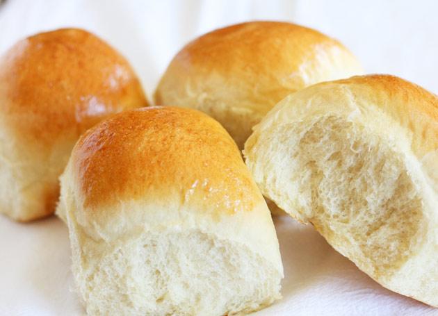 Melt-in-your-mouth rolls: Soft, fluffy and ridiculously easy | Orison ...