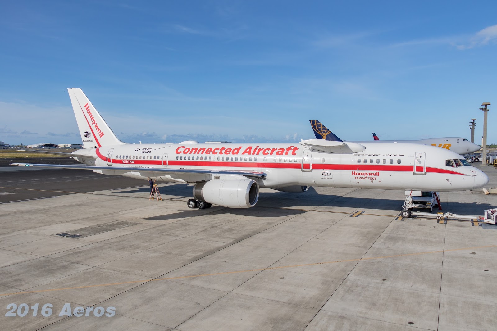 HNL RareBirds™: Honeywell International's N757HW