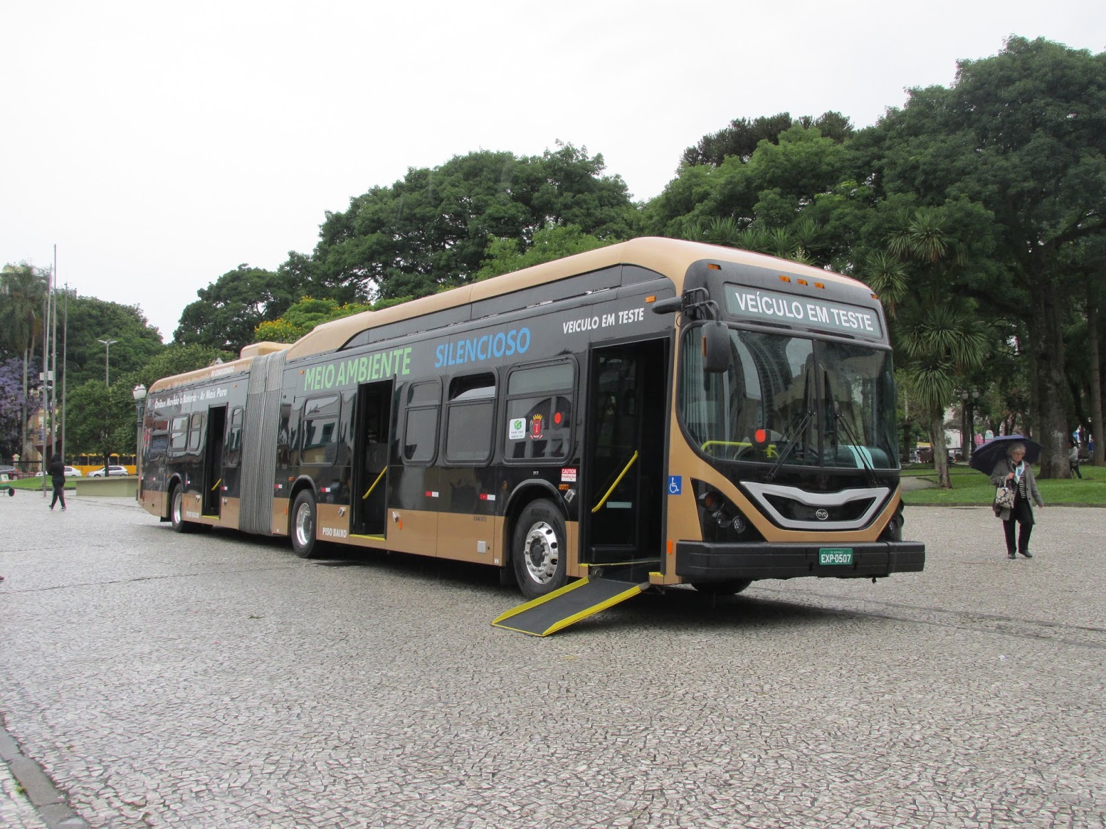 jornal busologo br: Conheça o K11 o articulado eletrico da BYD