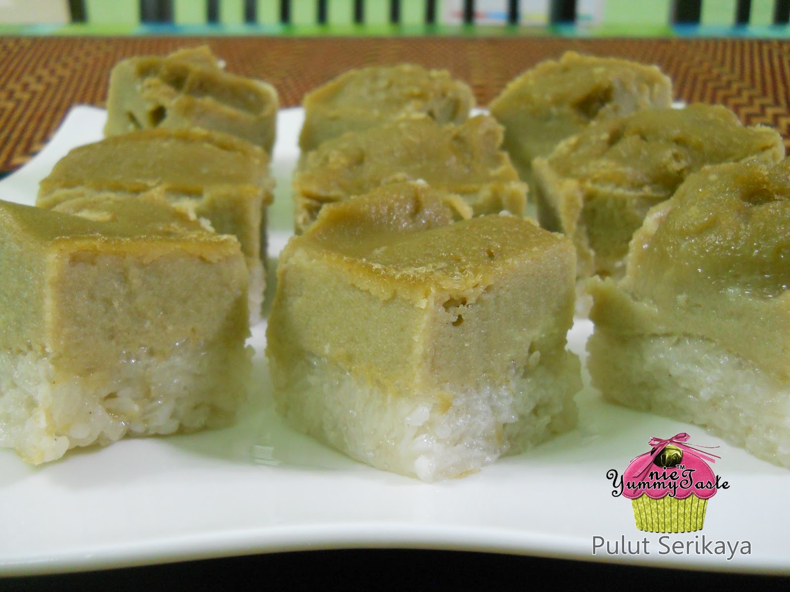 Yummy Taste: Kueh Pulut Serikaya Menu Minum Petang