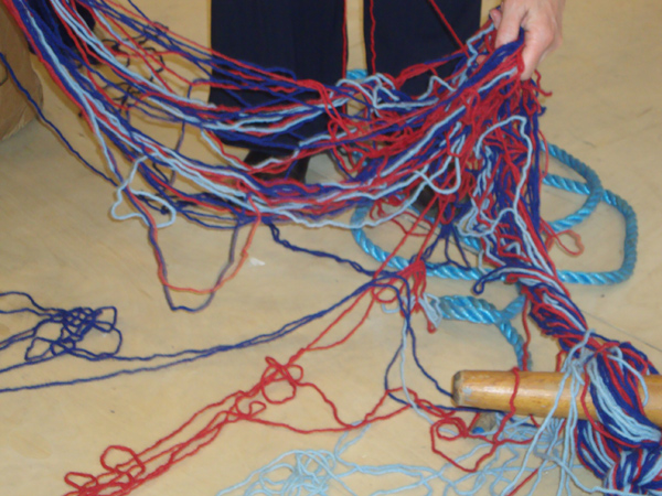 Julia's KnitWits Blog: Extreme Knitting For World Wide Knit in Public Day!