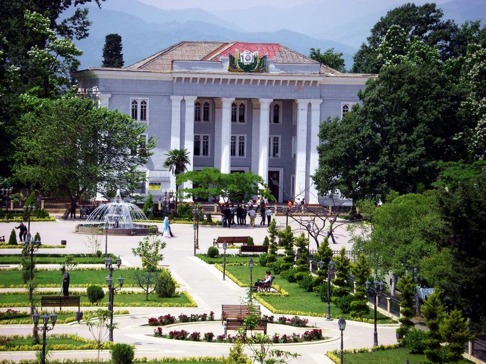 EXPLORE THE WORLD: Lankaran Azerbaijan; Image Gallery