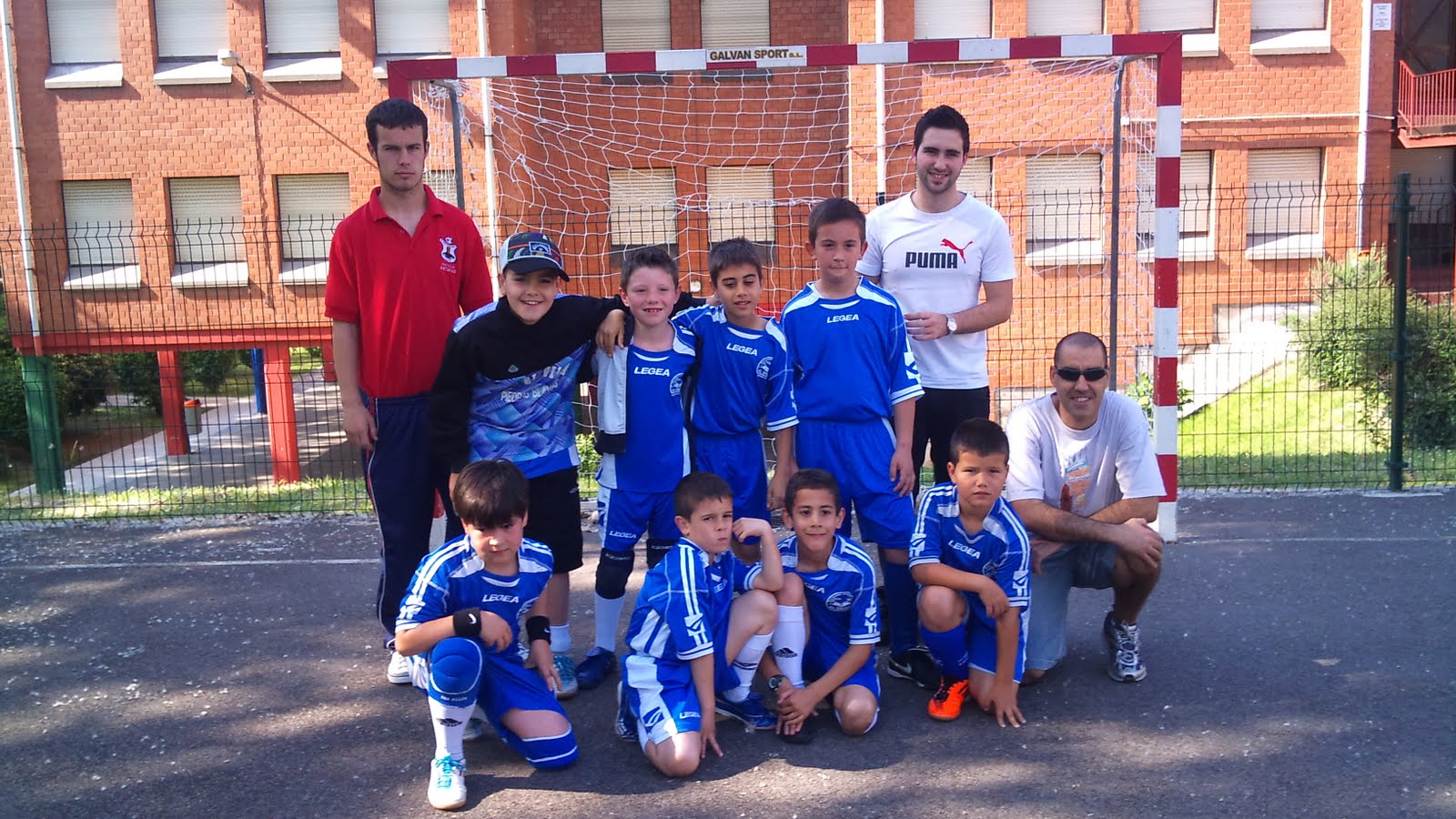 Fútbol El Vallín: Enrique Alonso "B" - CP. EL Vallín
