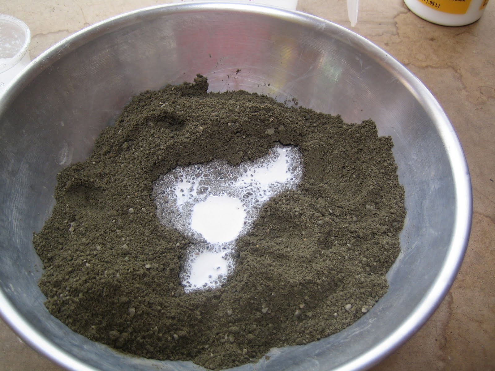 LoriBees Garden: How To Make A Concrete Butterfly