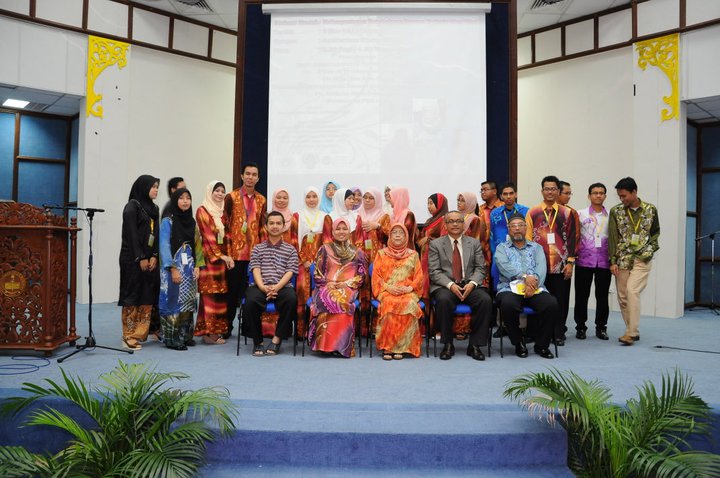 Pustaka HILMI: Kenangan Bersama Prof. Emeritus Dr. Nik Safiah Karim