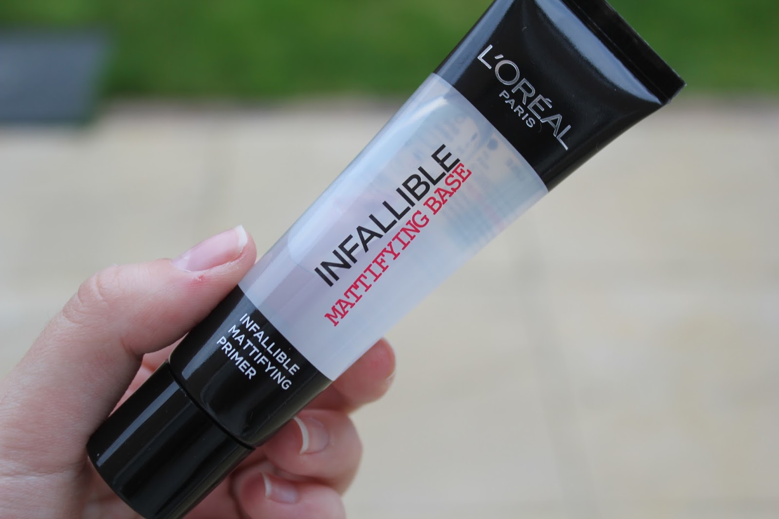 PETITE DECEMBER: L'OREAL INFALLIBLE MATTIFYING PRIMER