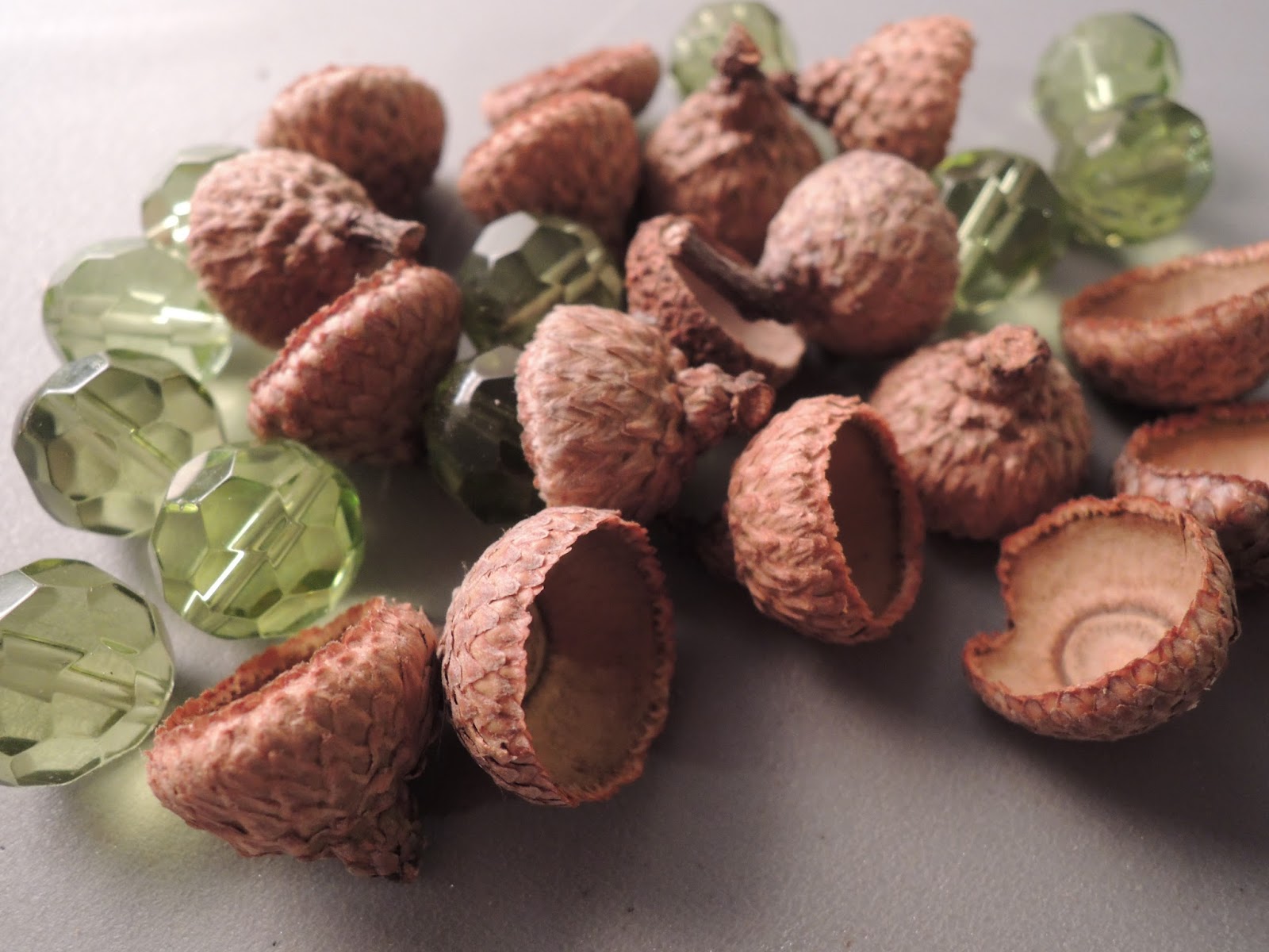Holly Goes Lightly: Beaded Acorns