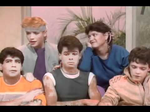 Baker Street 221B: Cachun Cachun ra ra: entre la fama y la leyenda urbana