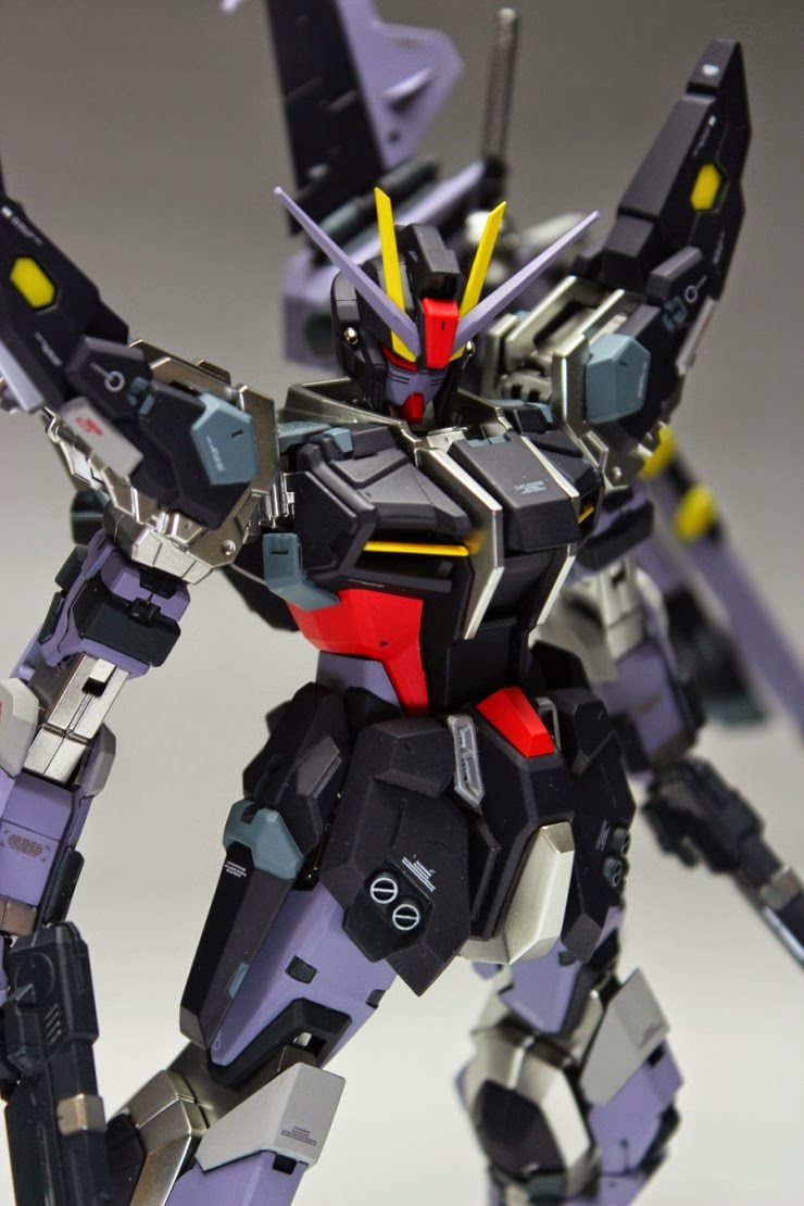 Custom Build: MG 1/100 Strike Noir "Detailed"