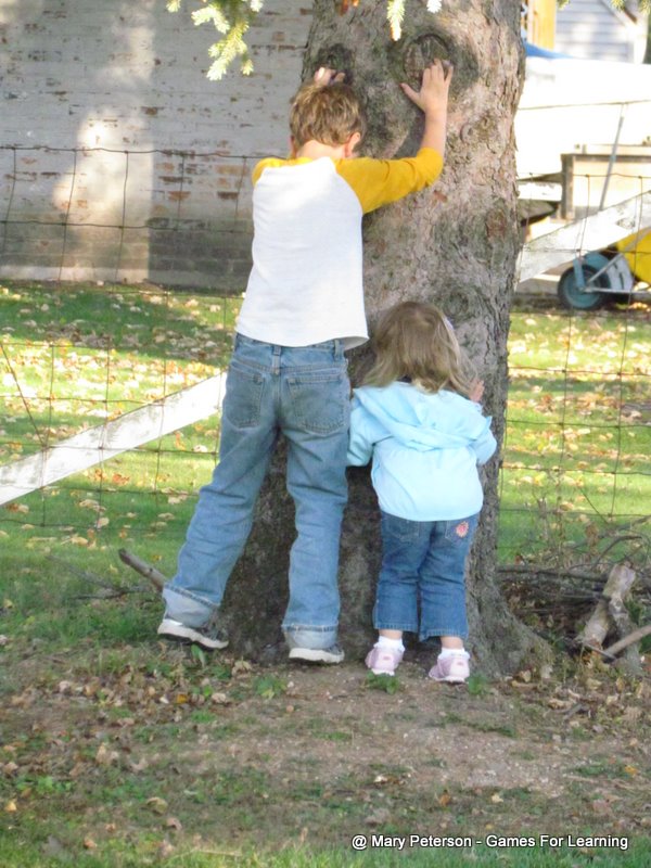Grandma's Homeschool: A Fall Walk Around the Neighborhood