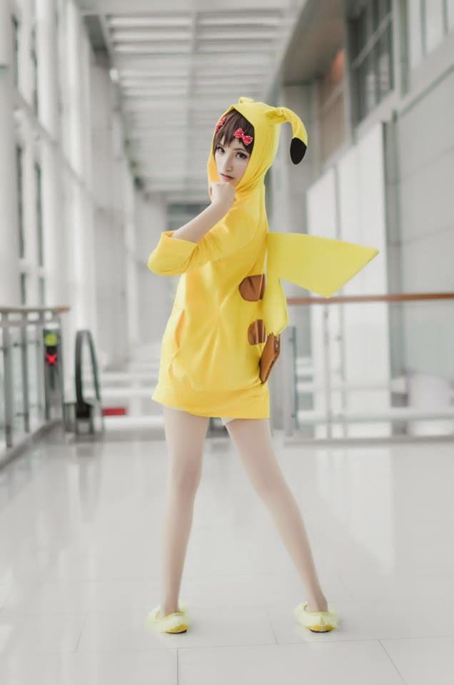 Pokemon Cosplay: Take One Pikachu Home - Pokemon Cosplay
