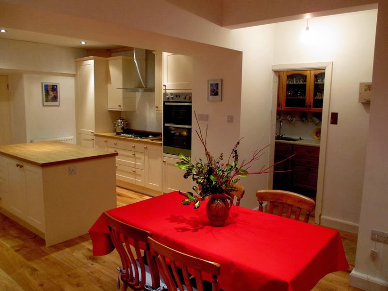 Flutterby Patch: Kitchen chaos