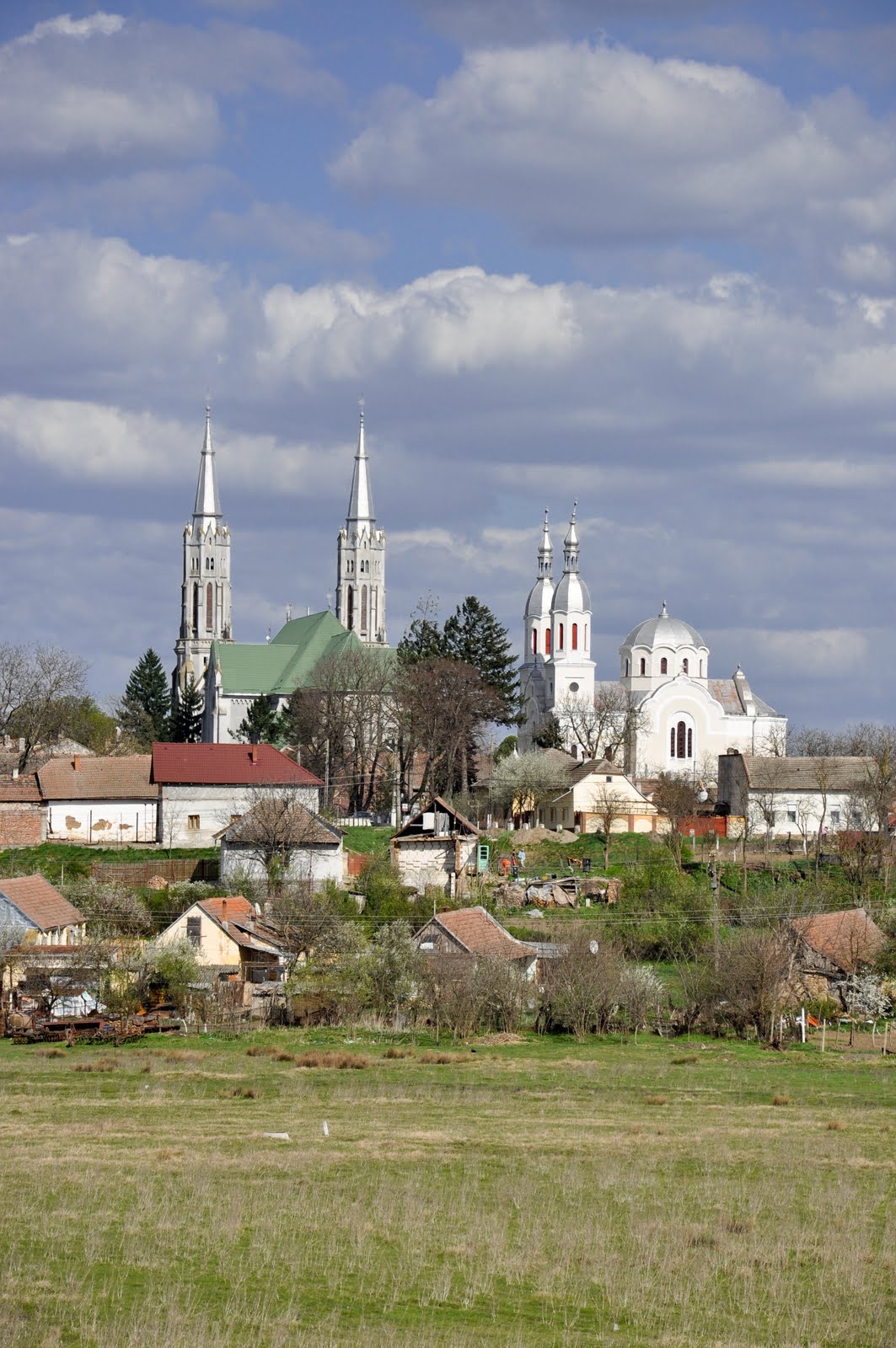 Cristian Kalikin - Photography: Biserica Romano-Catolica "Sfanta Treime ...