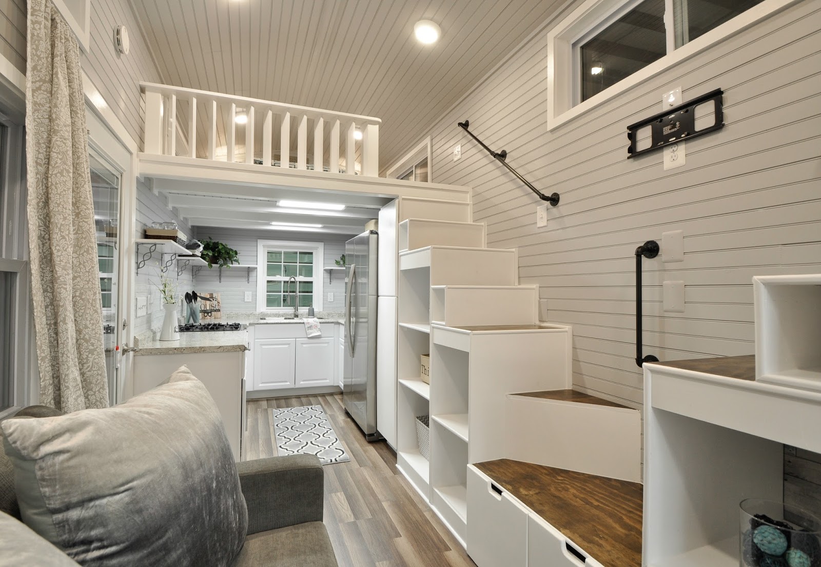 TINY HOUSE TOWN: The Kate From Tiny House Building Company