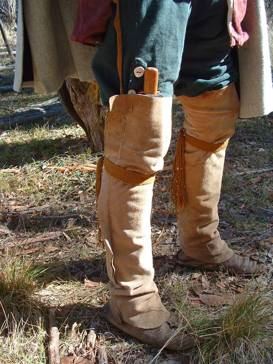 A Woodsrunner's Diary: Woodland Indian Leggings By Sheryl Hartman.