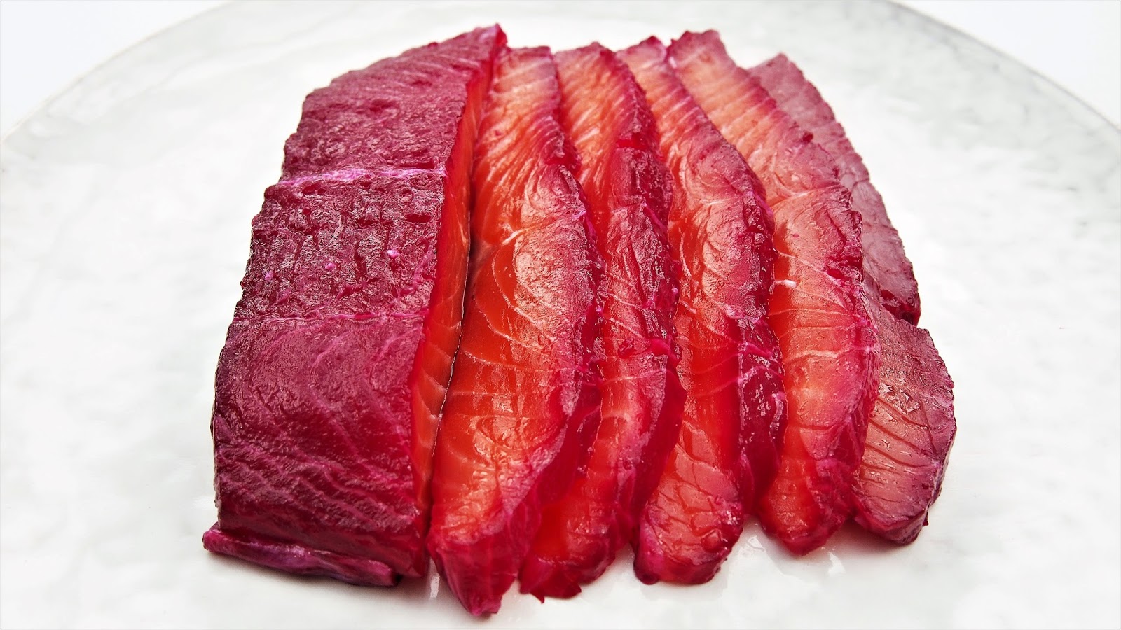 Beetroot cured salmon - Kitchen Exile