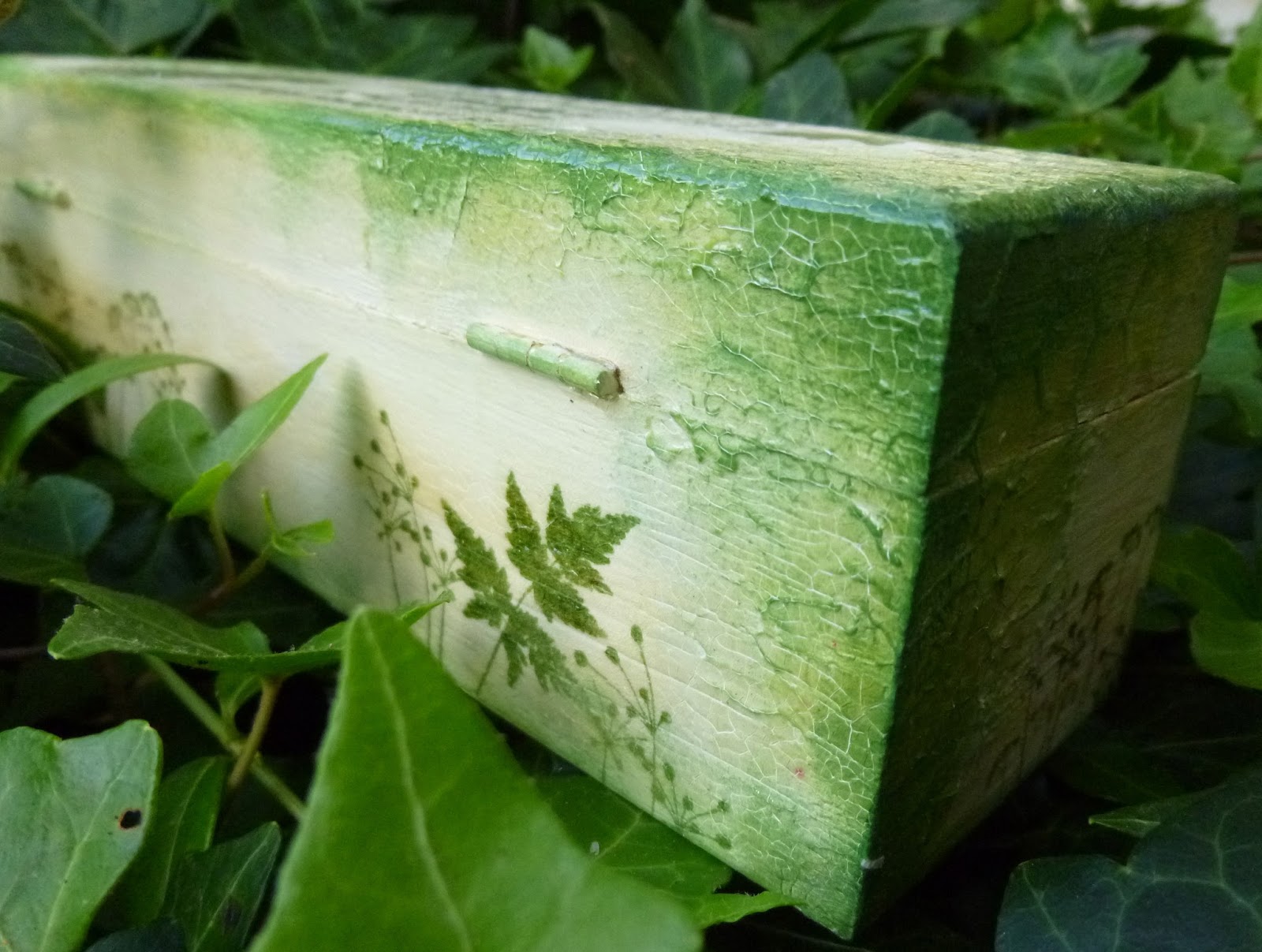 Words and Pictures: An open and shut case