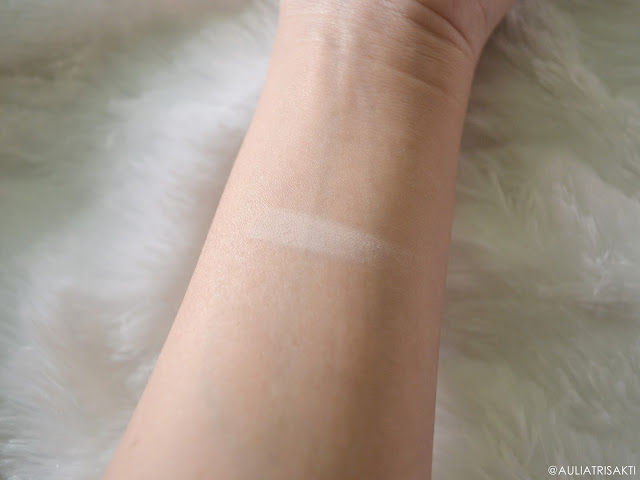 REVIEW : WARDAH LIGHTENING BB CAKE POWDER - BEKIKA ROOM