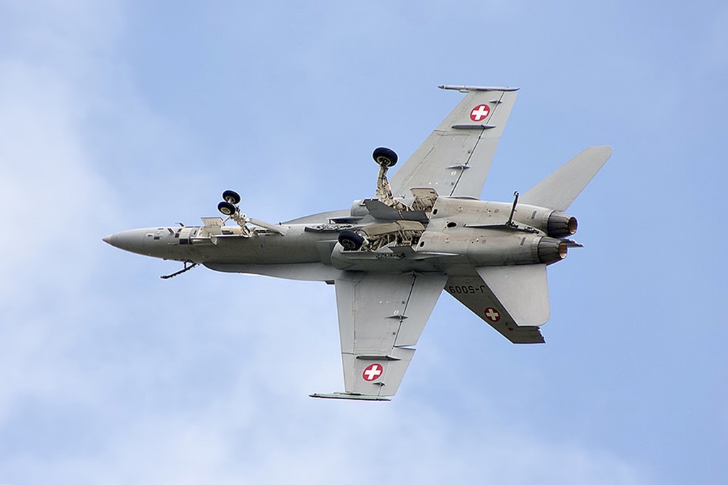 SWISS F-18 HORNET AIRSHOW SCHEDULE 2018 - Blog Before Flight ...