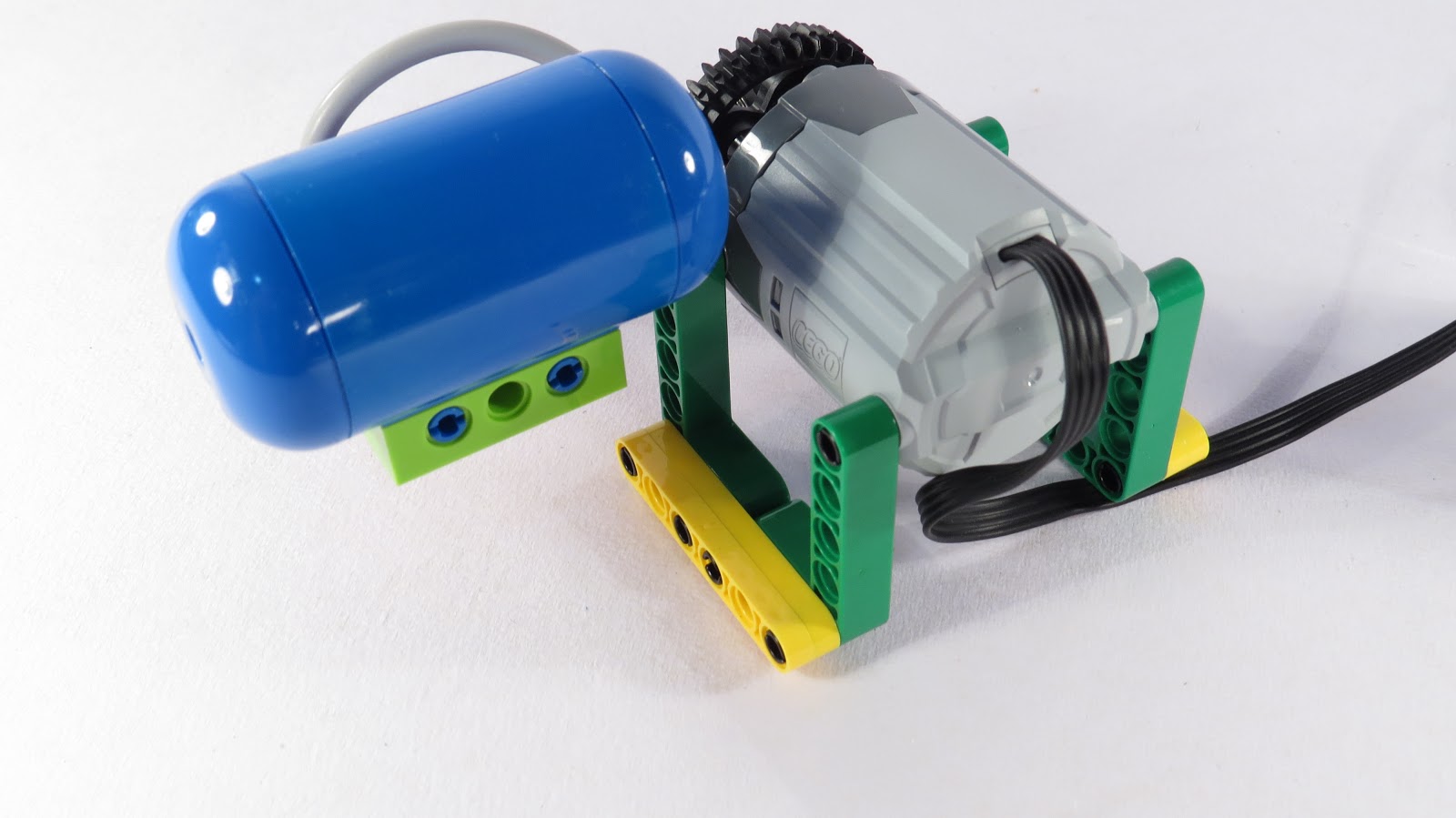 BricksBR: Compressor de 1 cilindro Lego