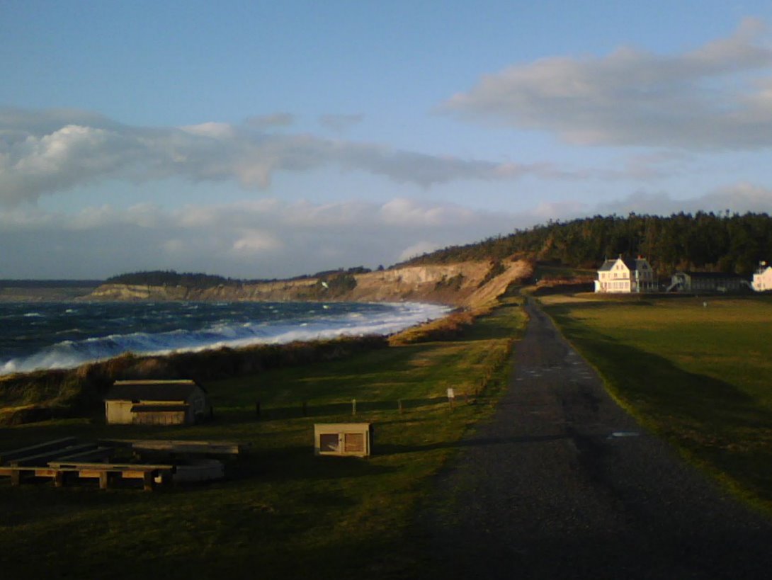 Gravel Beach: Bush Point
