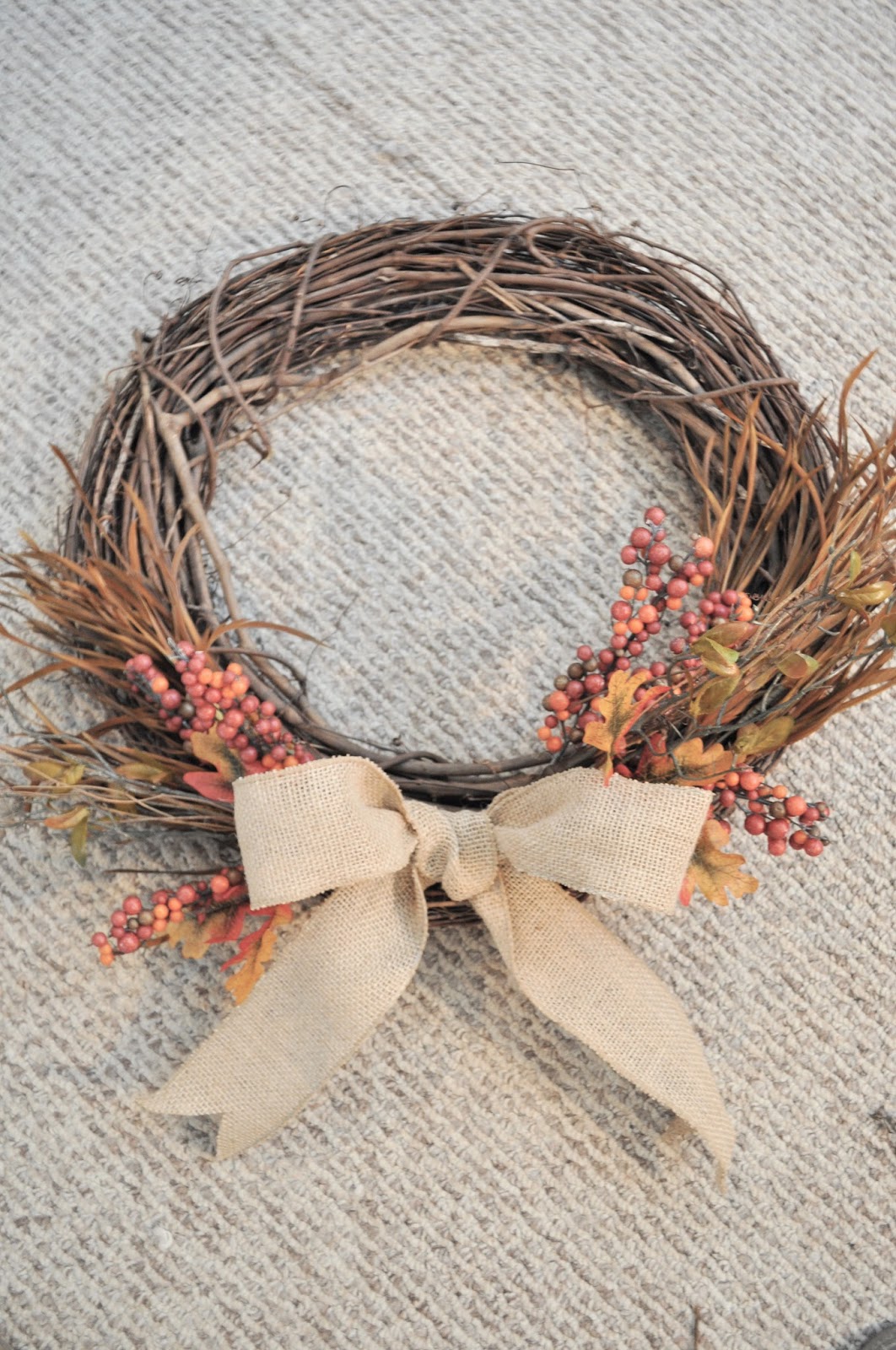 Olive & Gray: Rustic fall wreath {DIY}