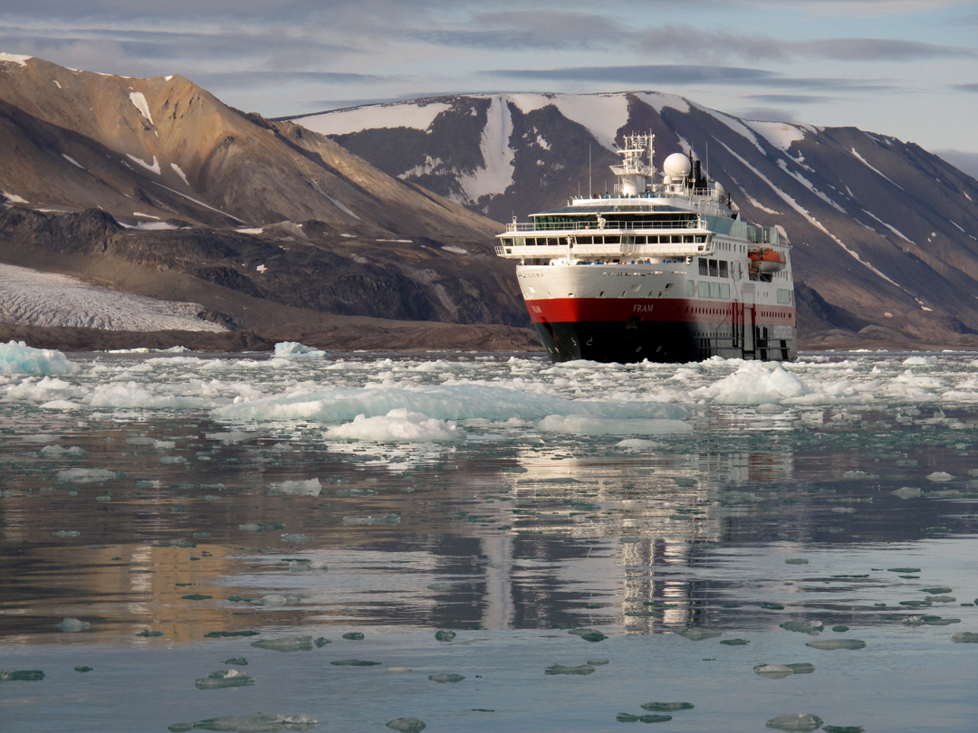 MV FRAM EXPEDITION BLOG: Texas Bar and Monacobreen