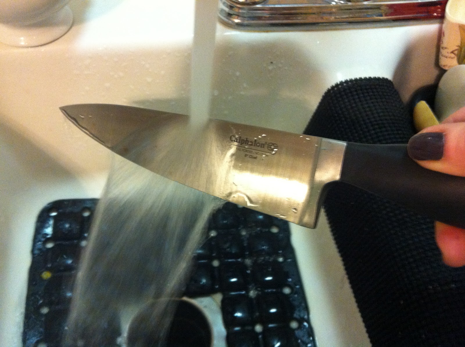 C'est La Vie: How to Cut A Cube of French Soap