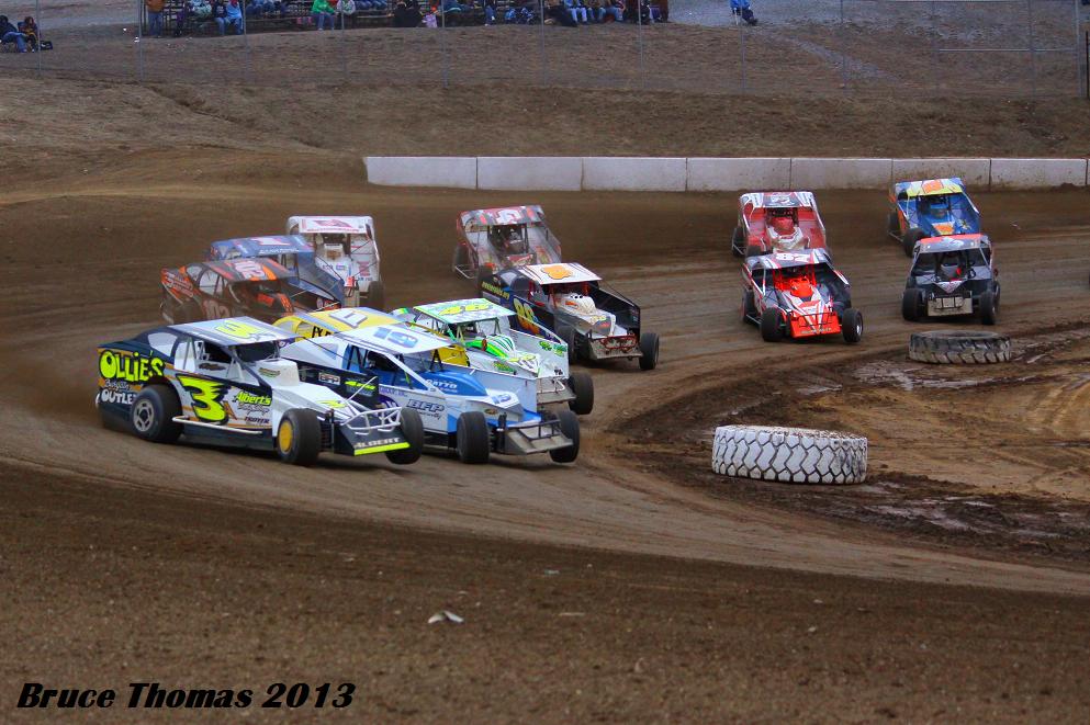 COWPATTY NATION: BIG DIAMOND SPEEDWAY (Bruce Thomas photo)