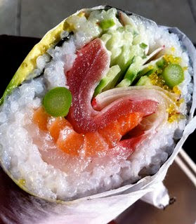 TRASH IT UP: E daí, inventaram o "sushirrito" = SUSHI + BURRITO