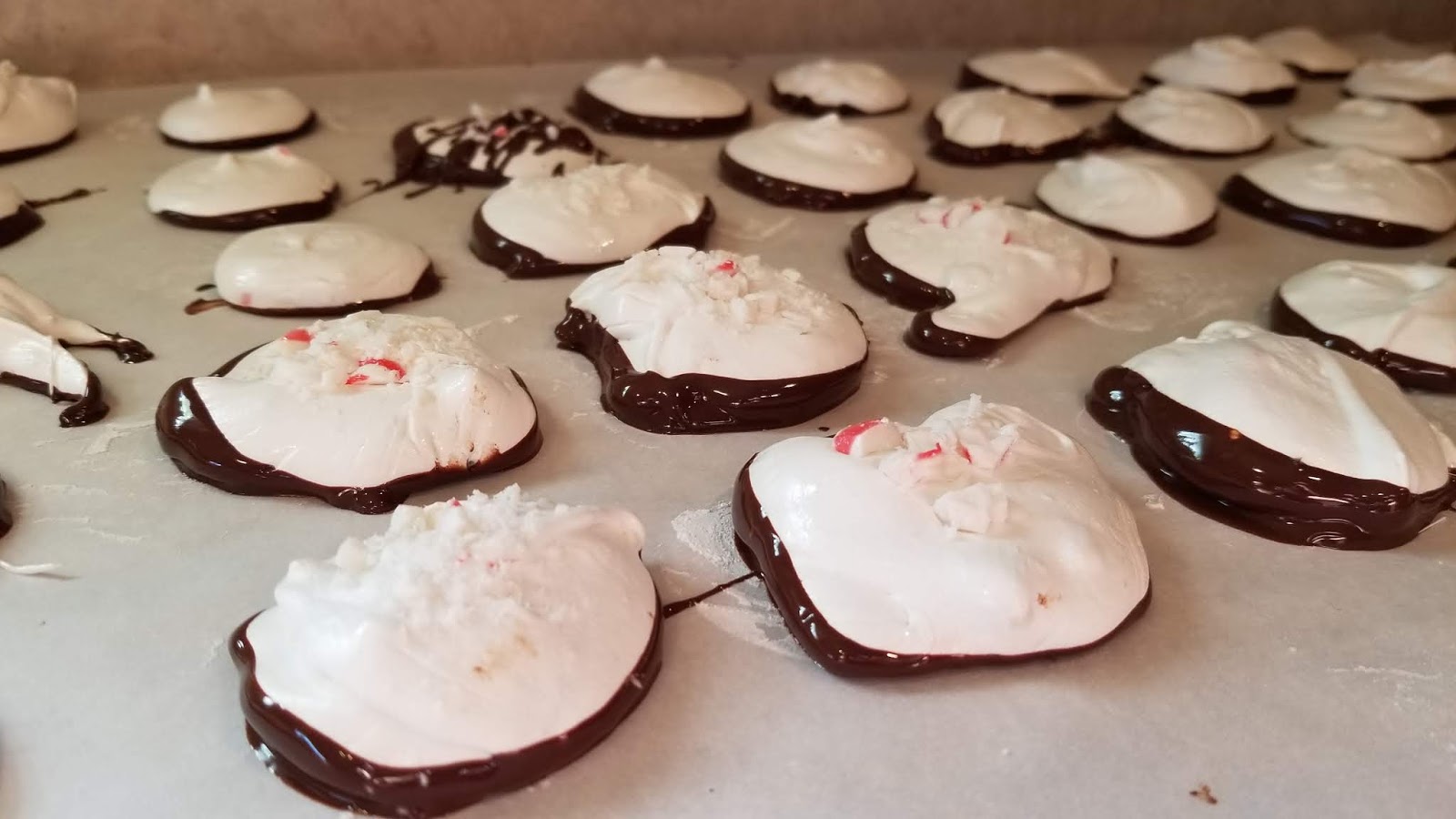 FeauxCajun.Com: Chocolate Dipped Peppermint Divinity
