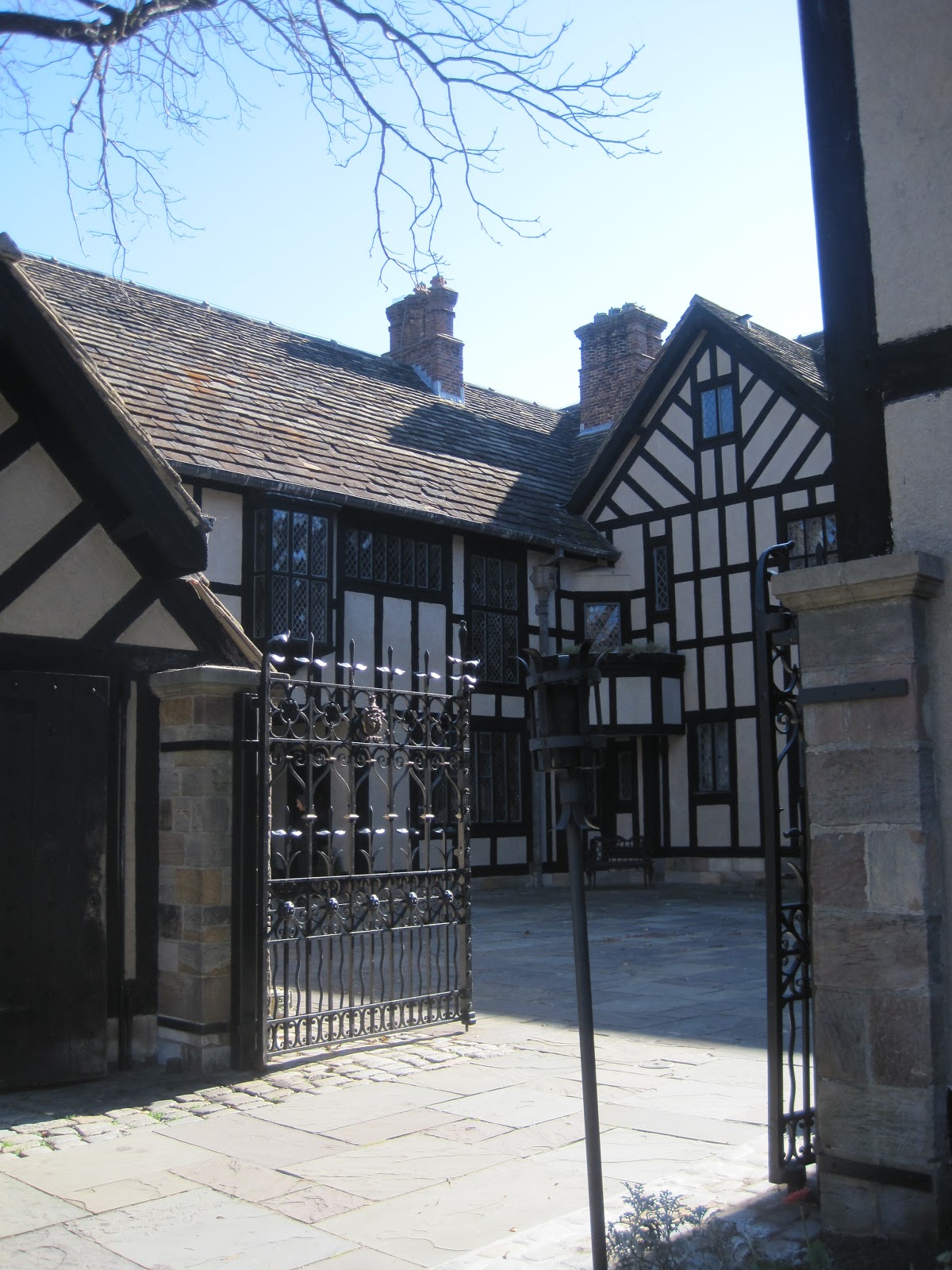 architect design™: Agecroft Hall, Richmond