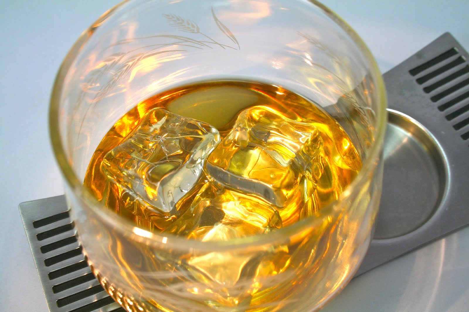 “Buzzings” from Cocktail Buzz: Hot and Cold Irish Whiskey Drink Recipes ...