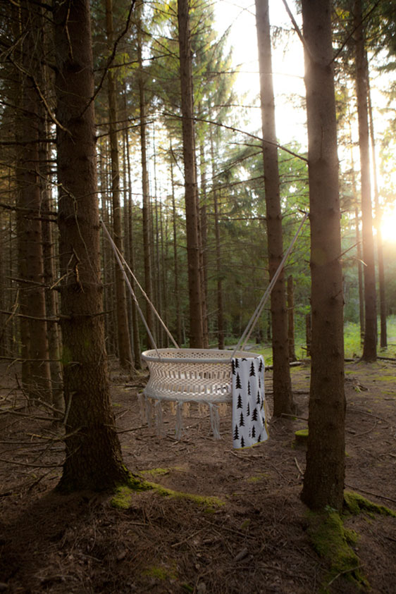 Mama Likes This: Hanging Cradle