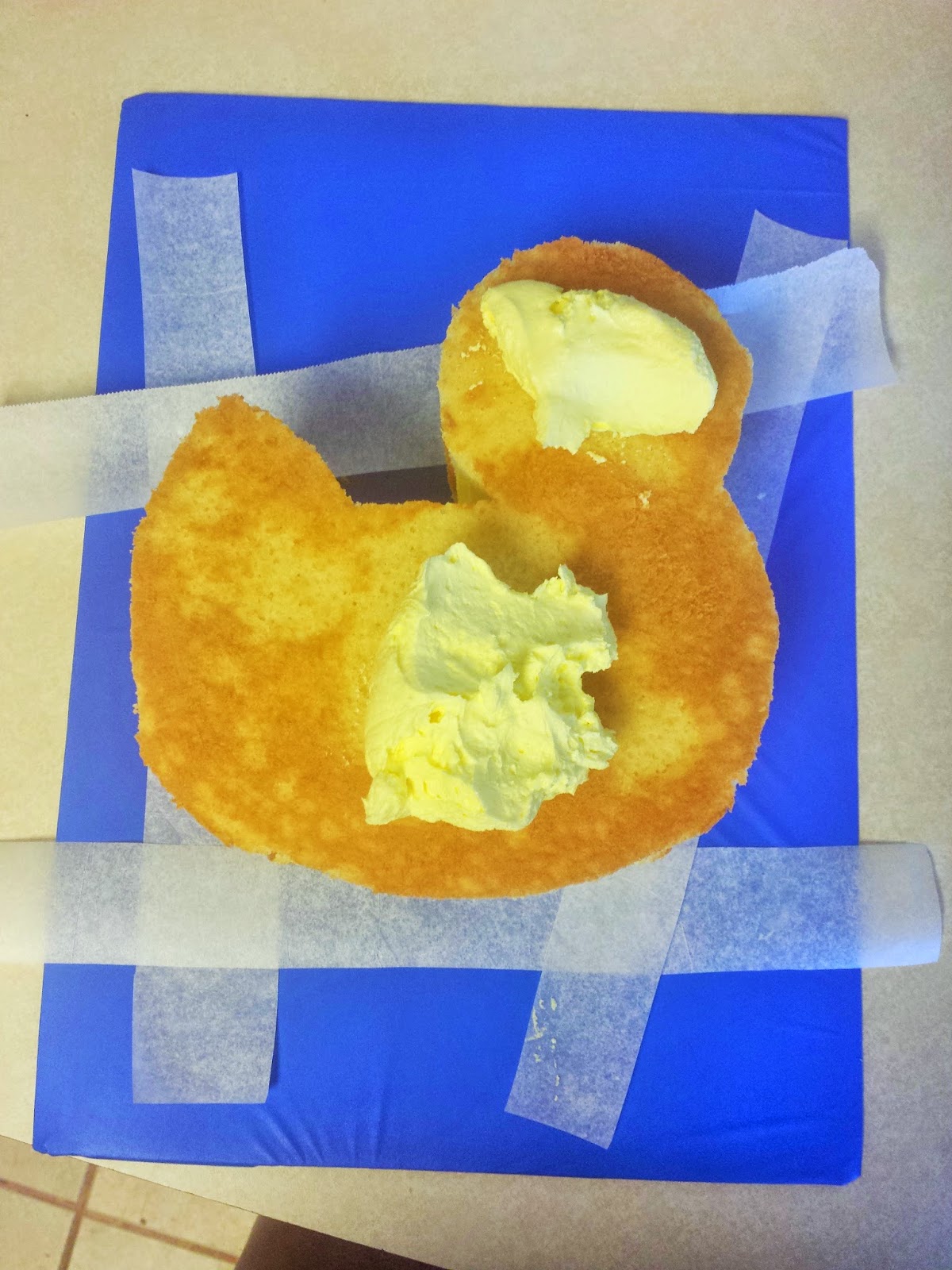 Triplets + Toddler: Easy Duck Cake