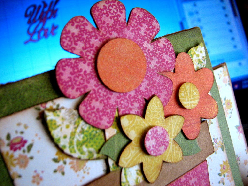 Flowerdisco's Scrap Hut: CENTER STEP CARD