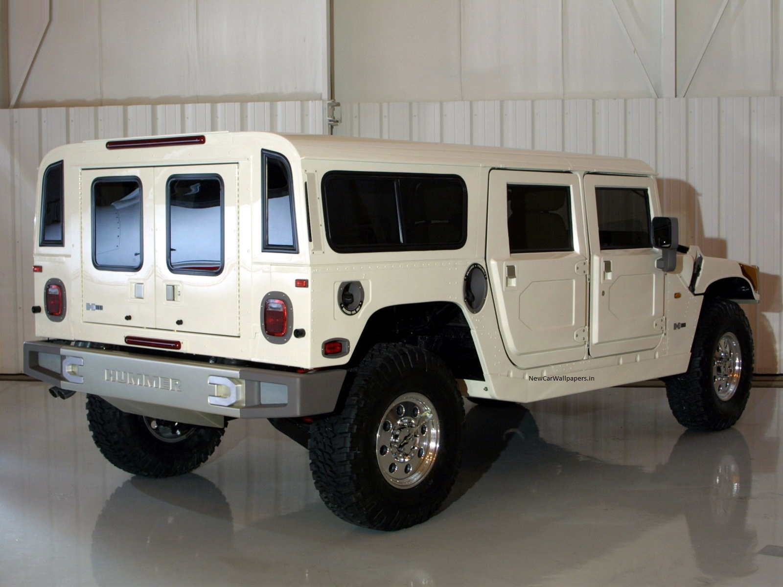 auto cars collection: Hummer H1 Alpha Concept Review