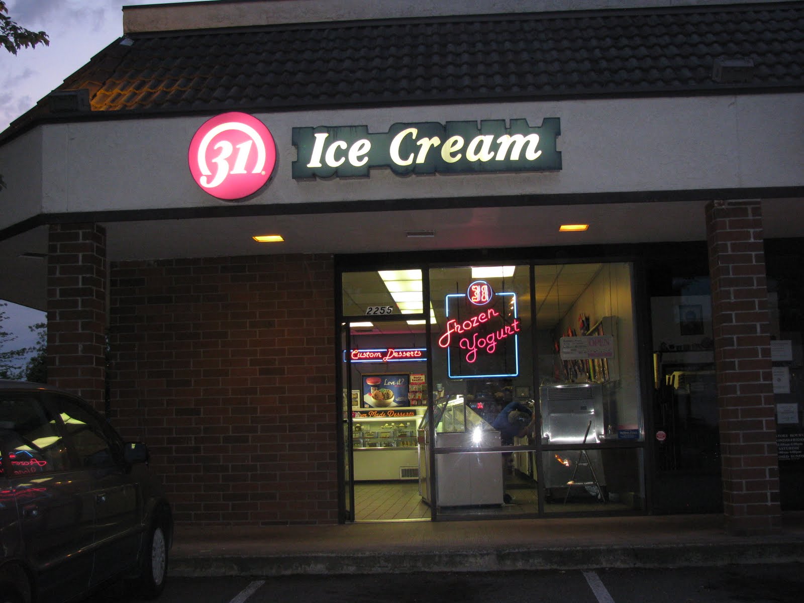 Eating With Emily: Yogurt Puts the 1 in 31 Flavors