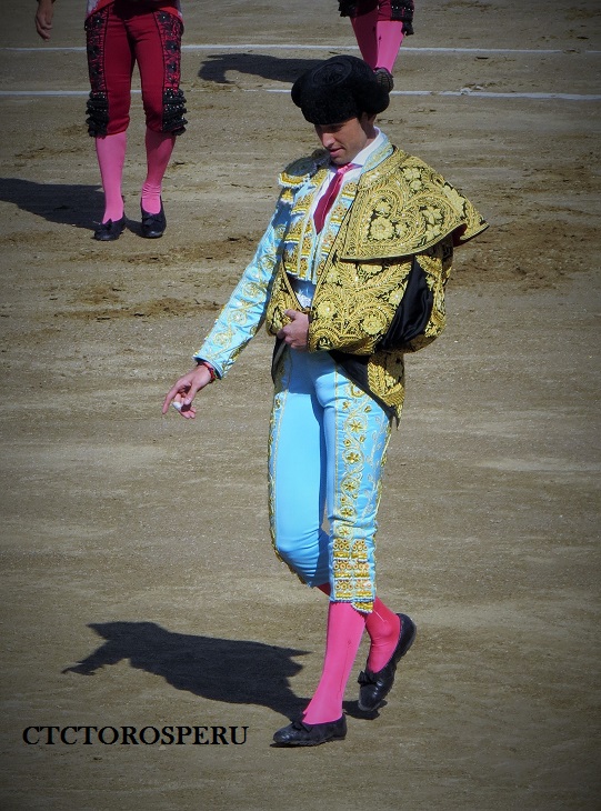 CIRCULO TAURINO DEL CENTRO: FERNANDO ROCA REY CON MIRAS A SU PRÓXIMA ...