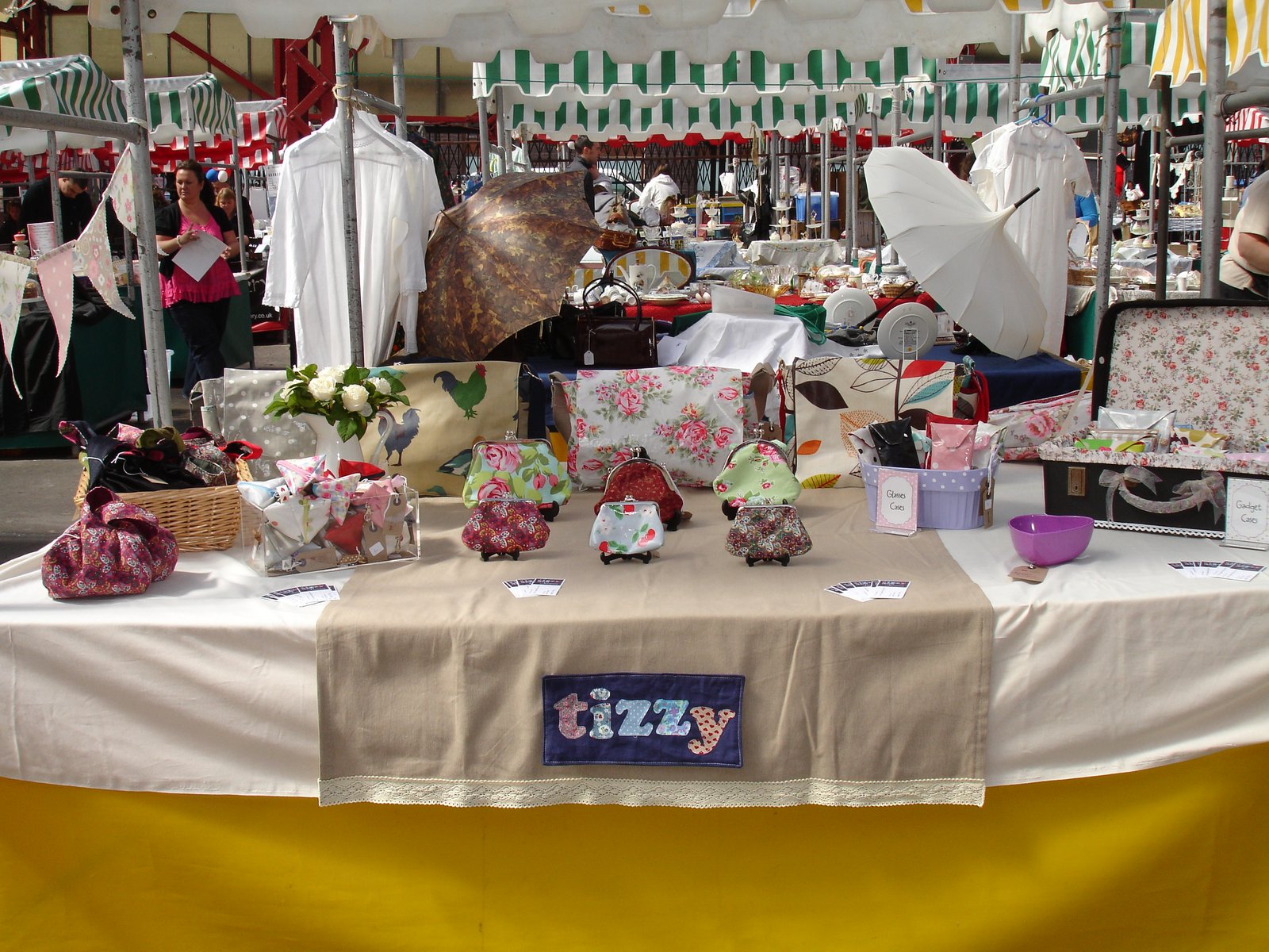 Tizzy Crafts: Stall display
